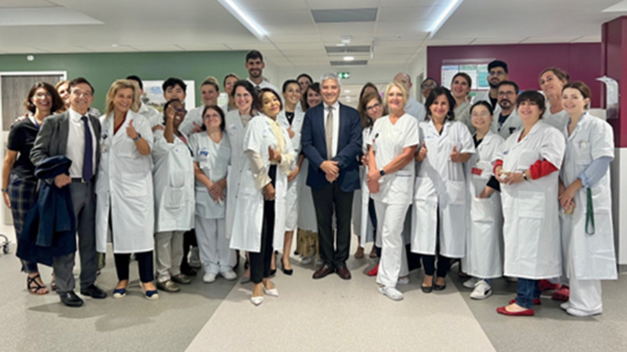Inauguration du nouveau service d’ophtalmologie de l'hôpital Pitié ...